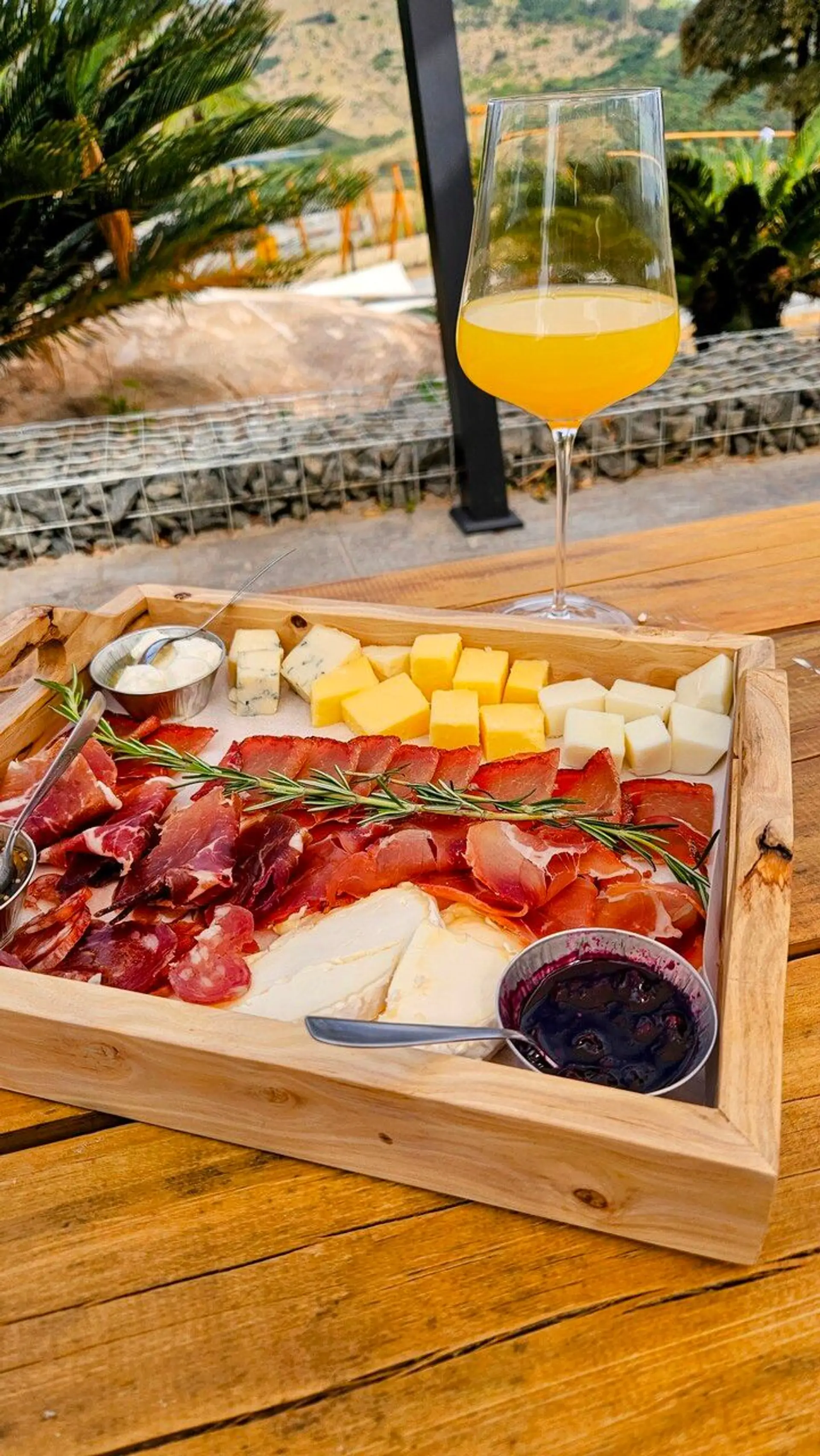 Vinícola Merum - Wine Locals