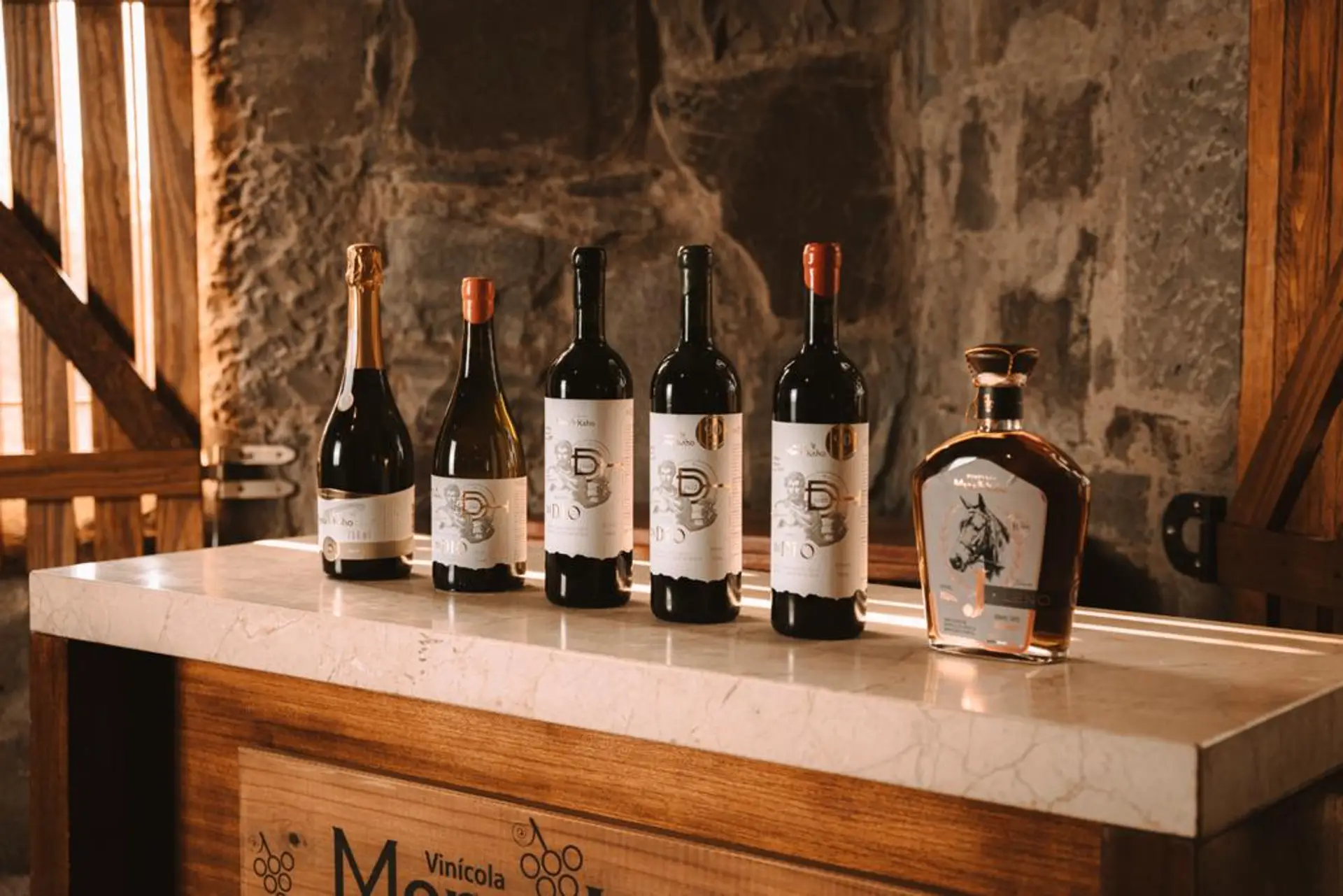 Tour Guiado Di Dio na vinícola Mena Kaho - Wine Locals